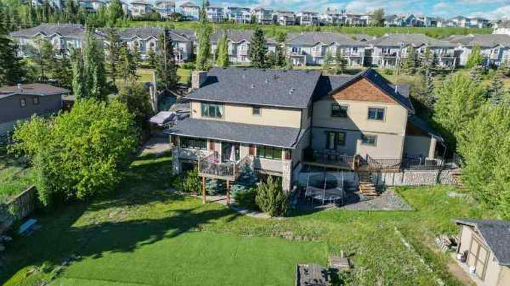 MLS® A2153324 - 10909 Eamon Road NW Calgary, Alberta, T3G 5H2