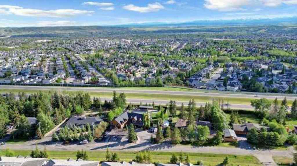 MLS® A2153324 - 10909 Eamon Road NW Calgary, Alberta, T3G 5H2